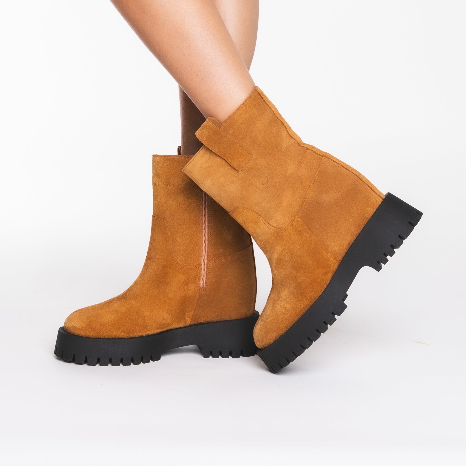 NEW STARRY – Unlace